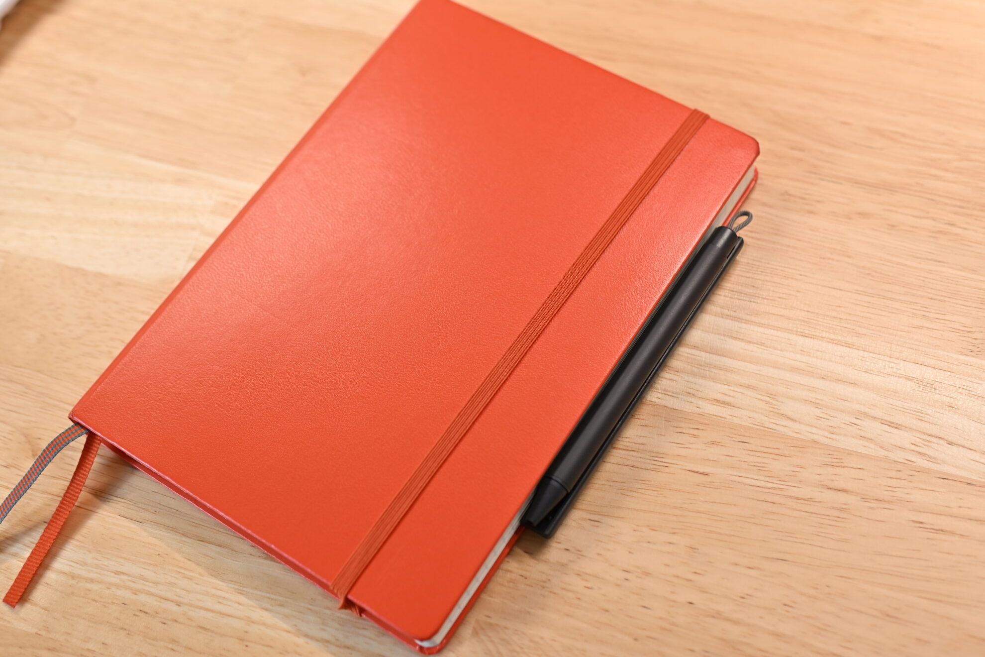 ノートとペンをスマートに持ち運ぶ！ゼブラ ピタン(Pitan) レビュー | Tech Neighbor